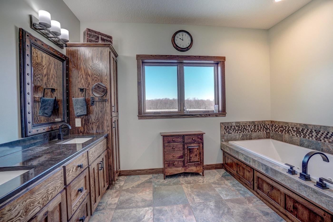 Bathroom Window Replacement Ideas & Considerations | Lindus