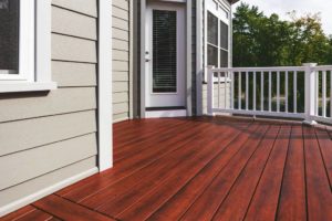 Composite Decking: What Is It, Types, Pros & Cons | Lindus