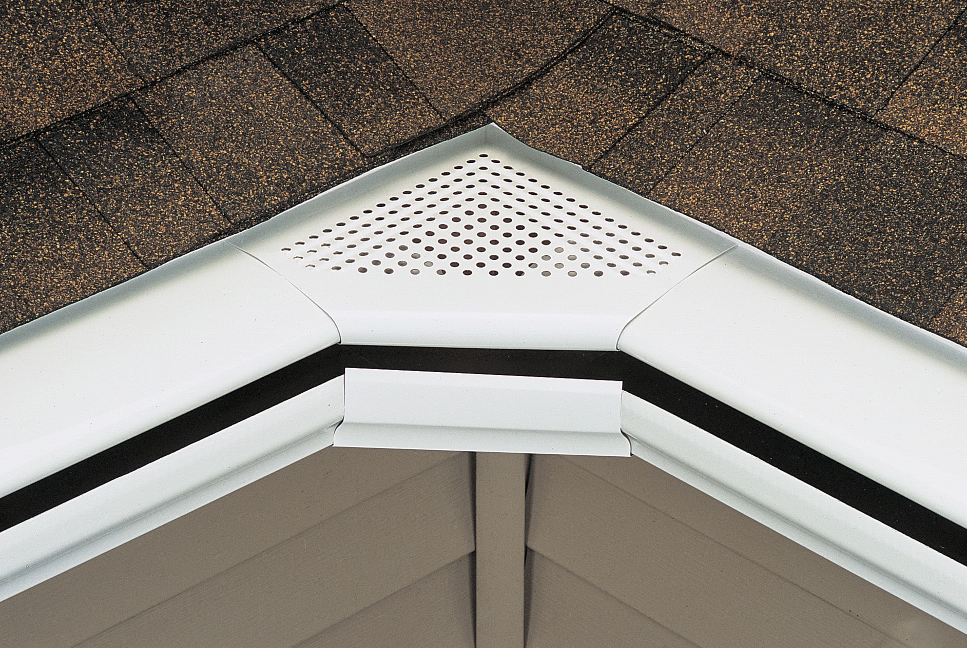 Rain Gutters Minneapolis, LeafGuard® | Lindus Construction