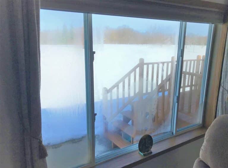 Troubleshooting Ice Dams & Window Condensation | Lindus