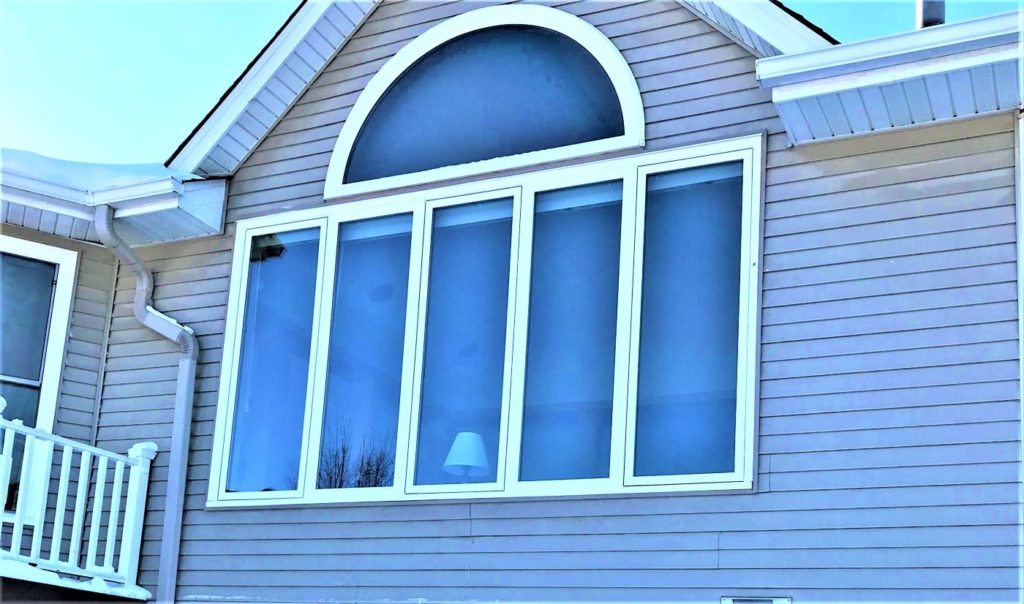 Fast Facts About Replacing Specialty Shaped Windows | Lindus