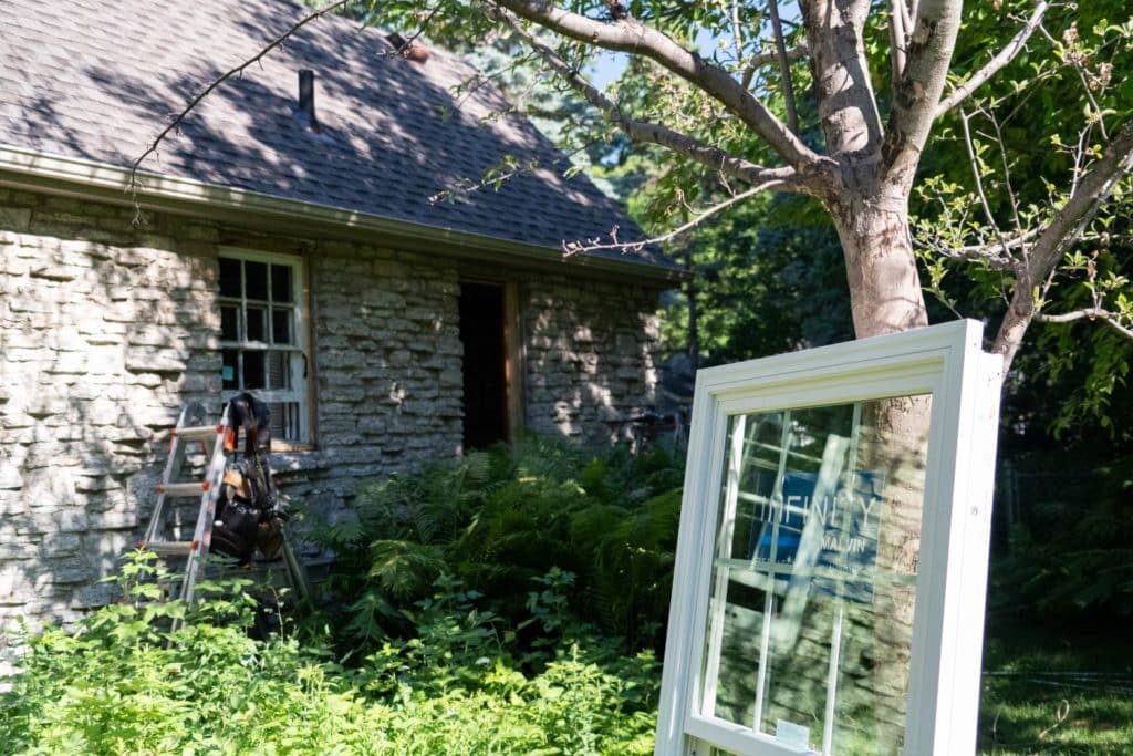 What Causes Drafty Windows? | Window Drafts | Lindus