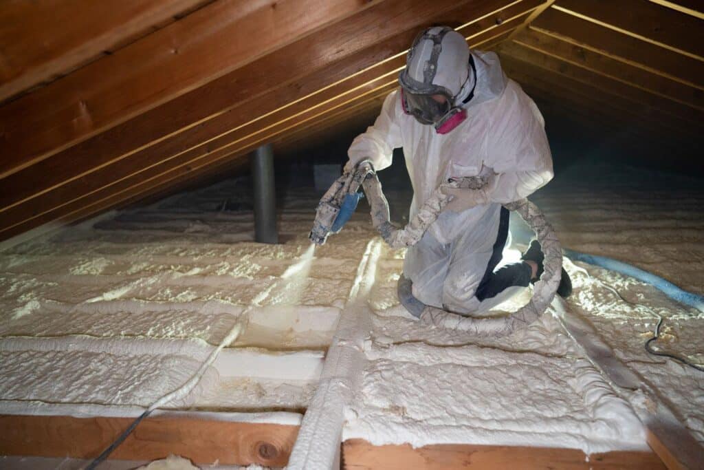 Proper Home Insulation Prevents Ice Dams & Saves $$ | Lindus